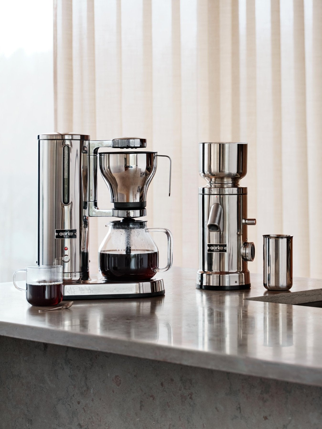 The Aarke Coffee System - Integrated Coffee Brewer and Coffee Grinder